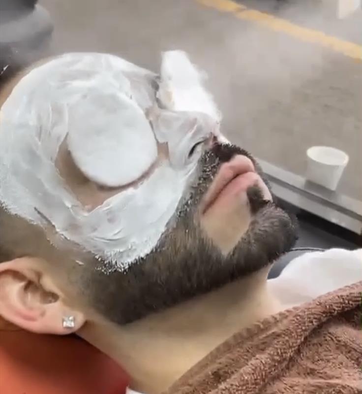 Barbero - HTML Bootstrap Template